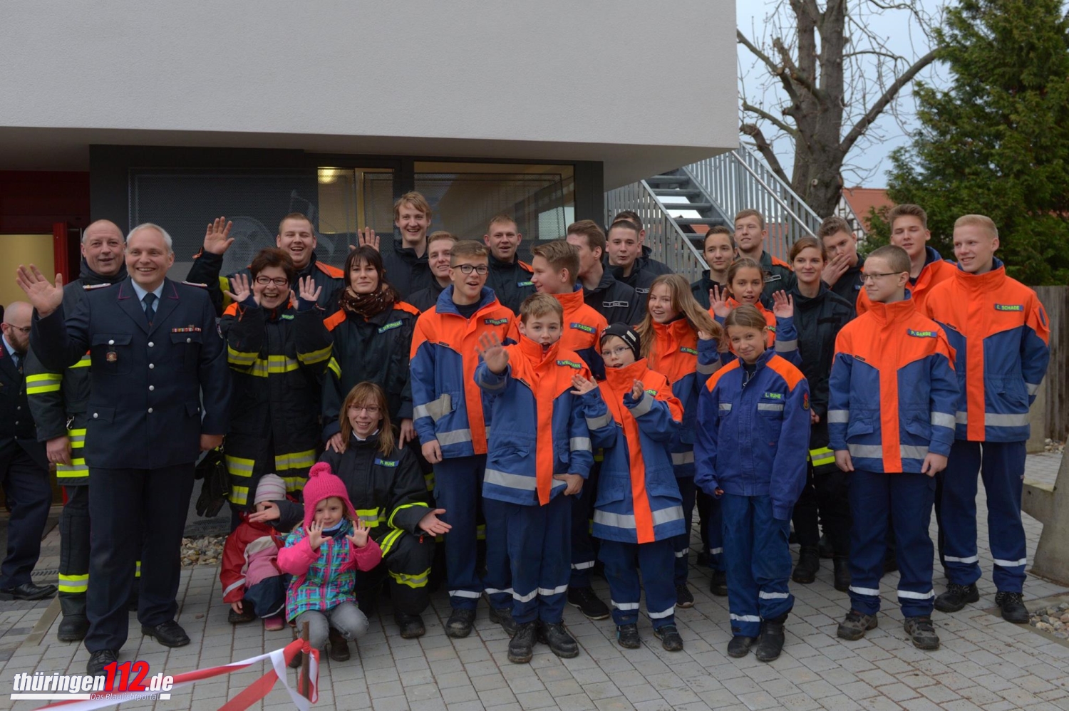 Feierliche Übergabe des Feuerwehr-Gerätehauses in Erfurt-Kühnhausen ...